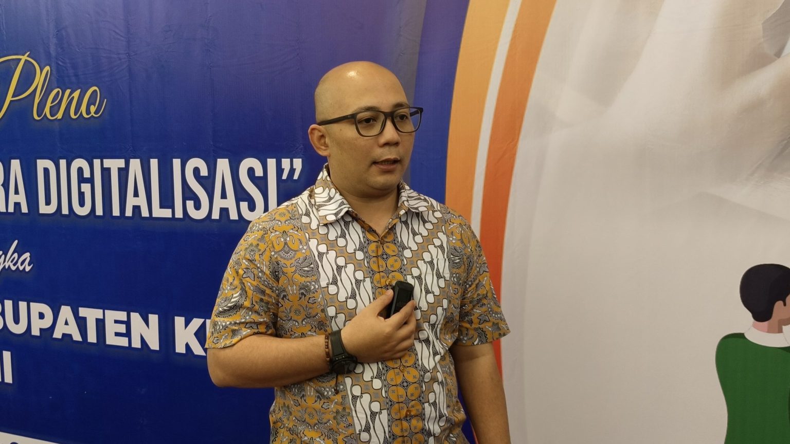 Aklamasi, Helmi Tasan Wartono Terpilih Jadi Ketua Baru Apindo Kudus ...
